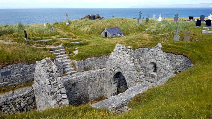 Teampall Caomhán - Galway County Heritage Office